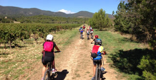 Randonnée VTT des contreforts du Luberon au cœur de la Provence ...