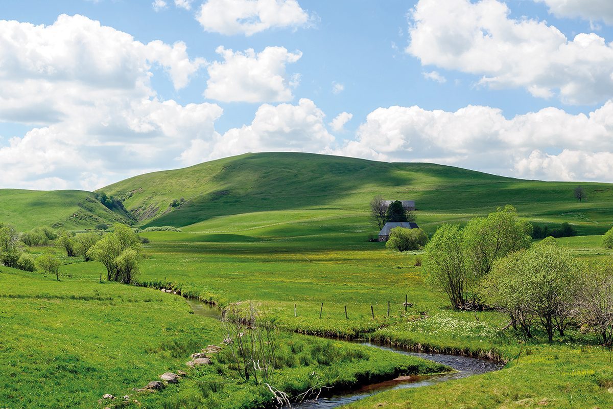 2E TOUR DE LA RÉGION AUVERGNE-RHÔNE-APLES - Fédération française de ...